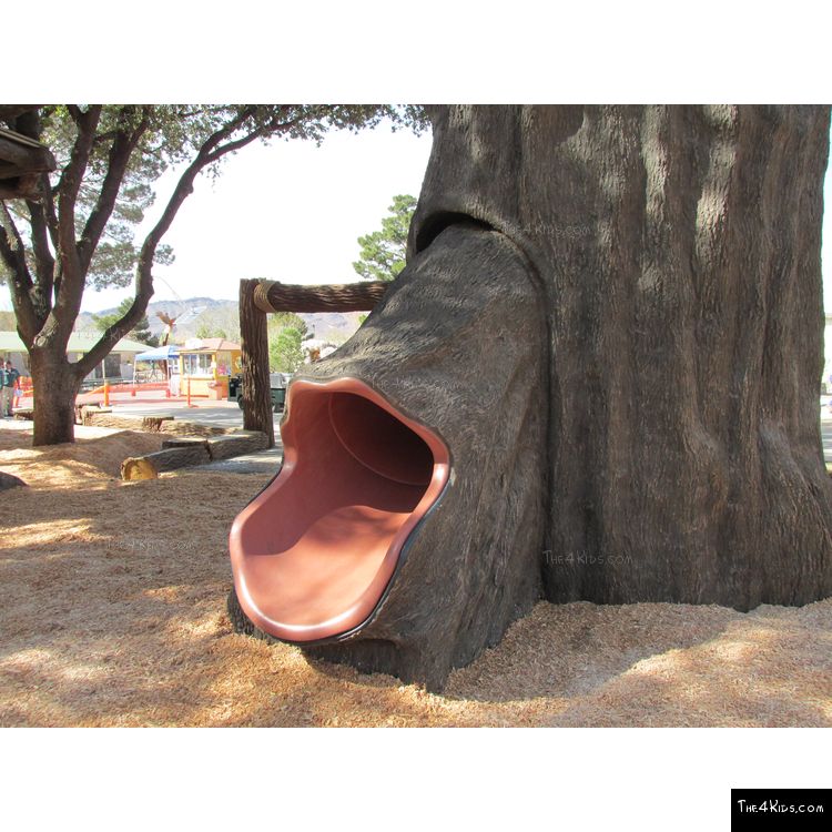 Spiral Tree Slide Tower - The 4 Kids